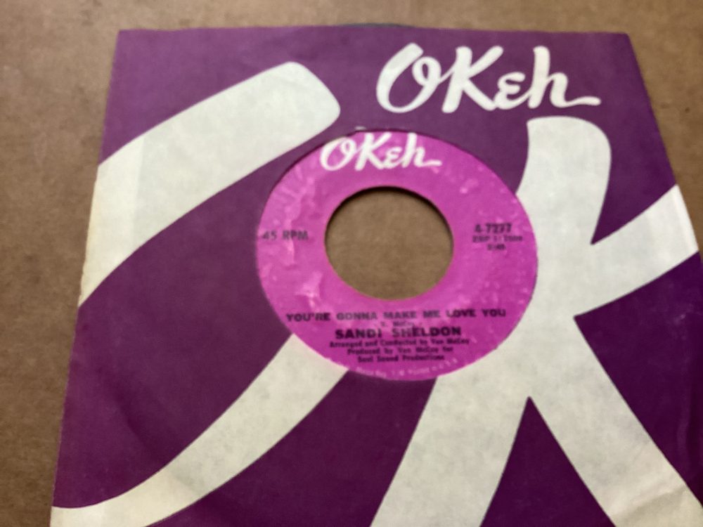 Worldwide suppliers of Northern Soul vinyl.soulmountain45.co.uk